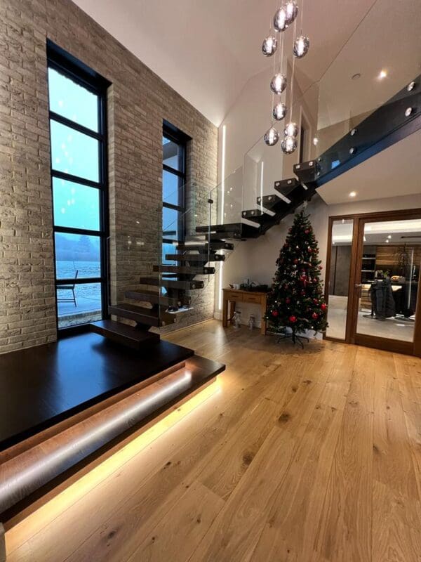 Central Spine Staircase by Continox